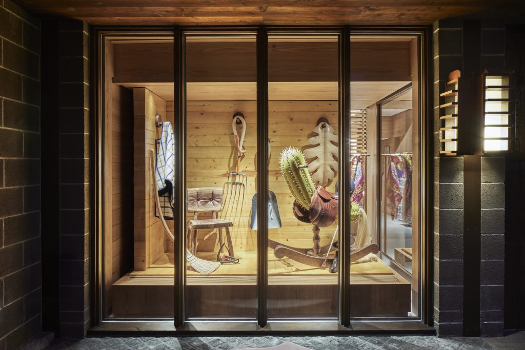 Hermès Aspen window features work of artist Raul De Lara, among the ...